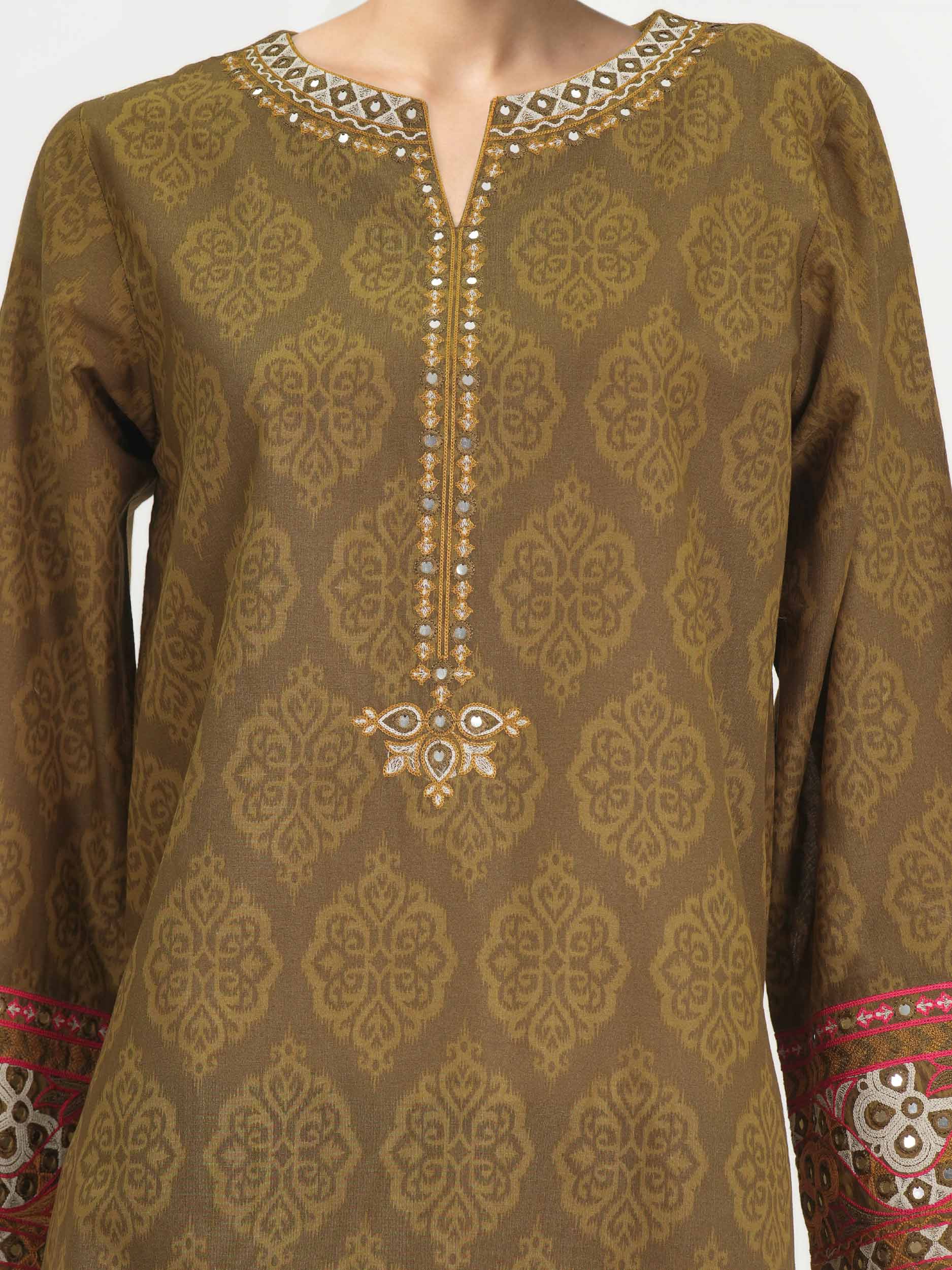 2 Piece Cambric Suit- Embroidered (Pret) – Limelight.store